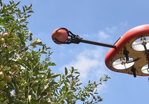 Tevel Aerobotics - best field robot concept award winner